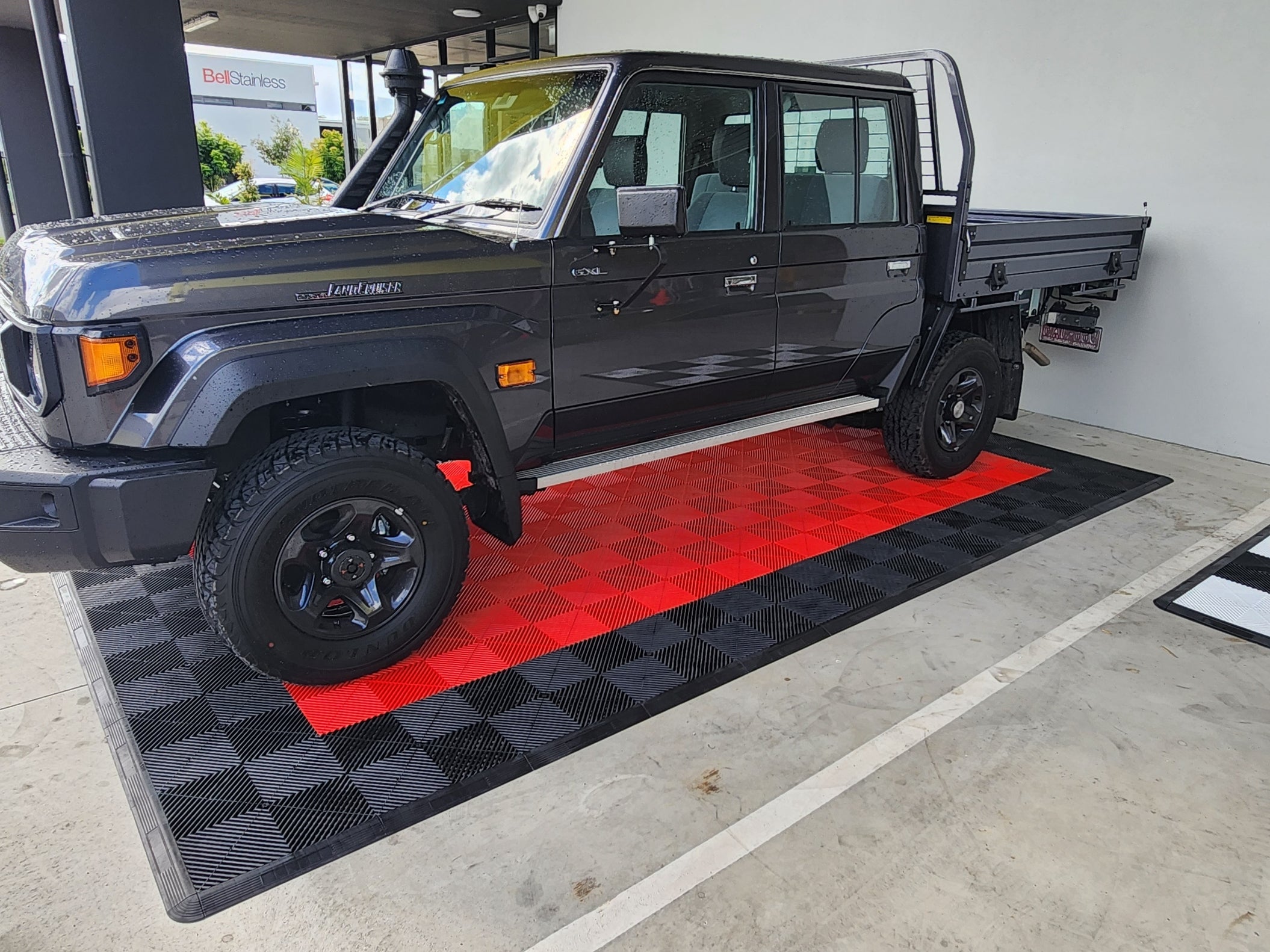 Modular Floor Tiles | Single Car Podium Pad | OMG Garage